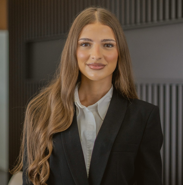 Über Uns | Amini Group - Erstklassige Full-Service Immobilien